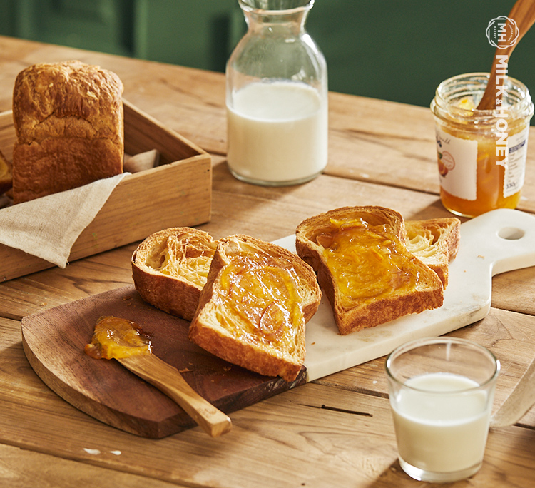 TOAST&BREAD